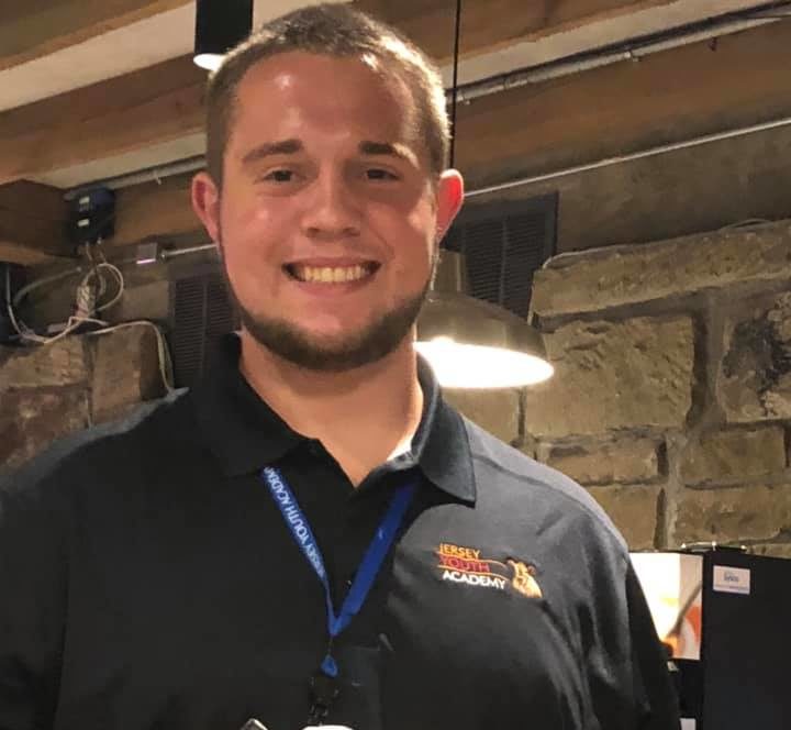 Wussow Picks Up Jersey Scholarship - Mid-West Farm Report