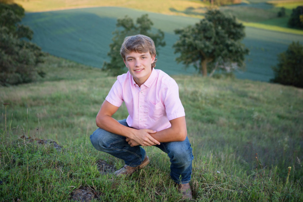 Another Rural Scholar Awarded - Mid-West Farm Report