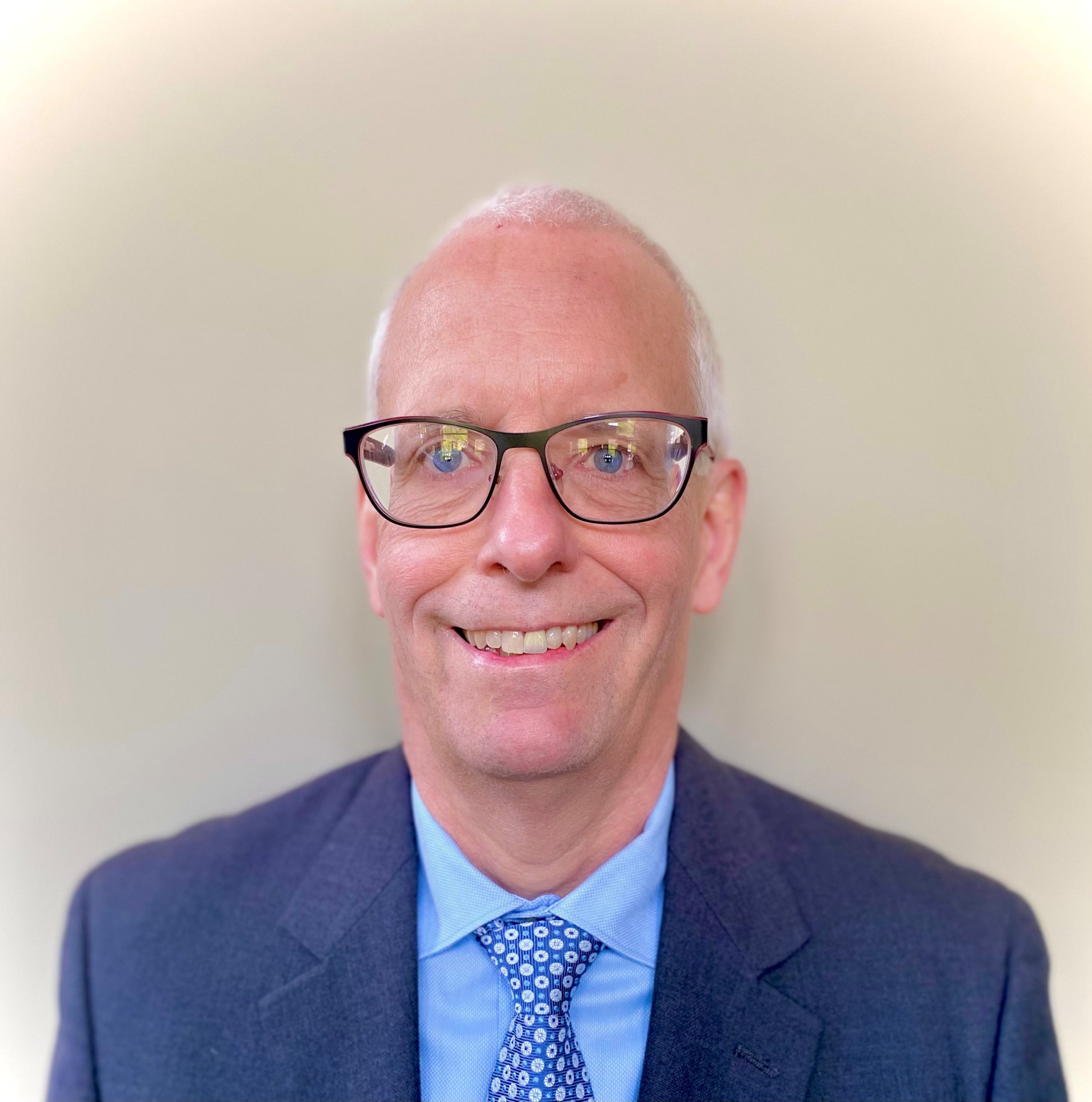 Award Honors Two With Wisconsin Ties - Mid-West Farm Report