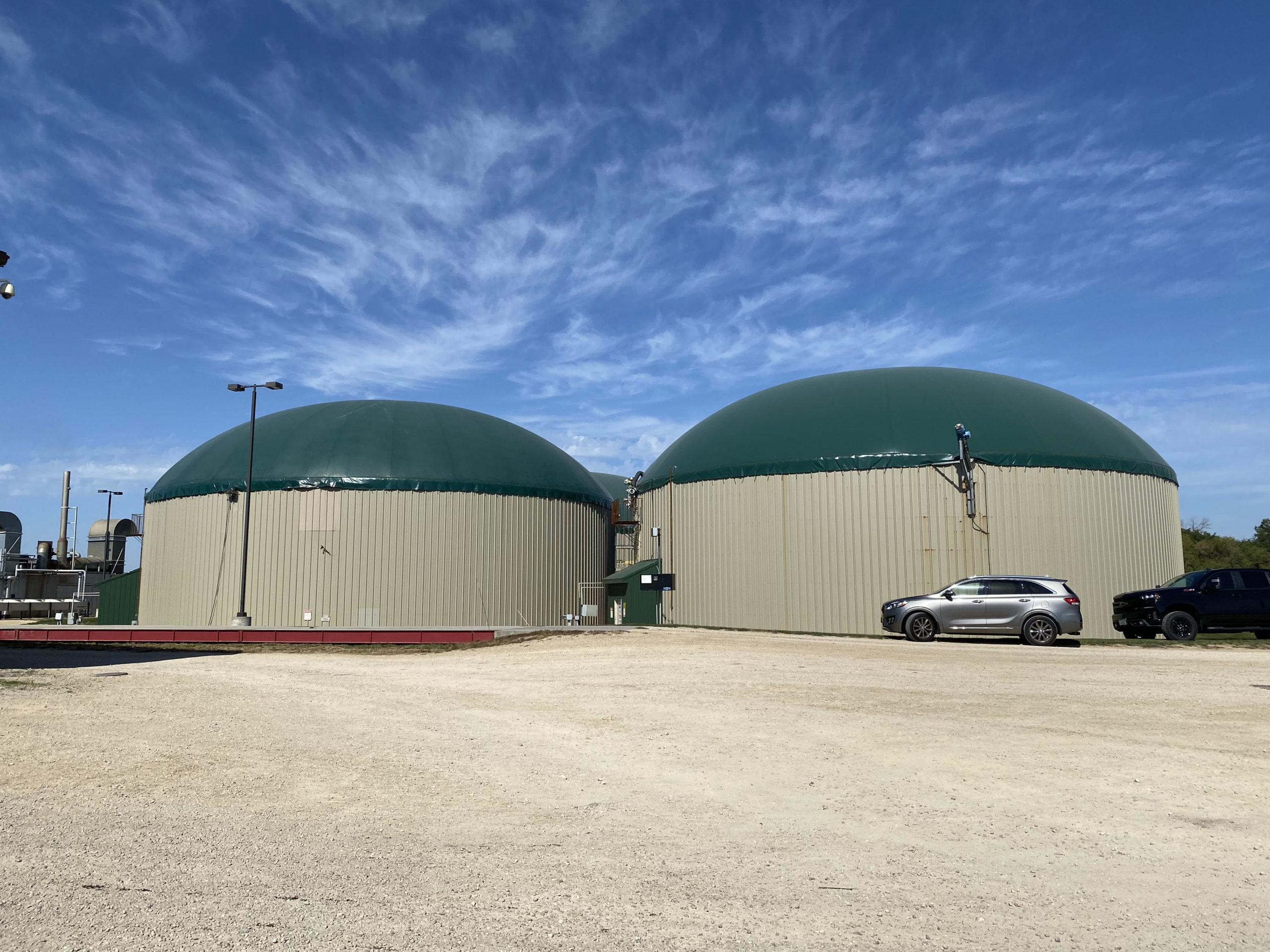 Manure Can Fuel Vehicles - Mid-West Farm Report