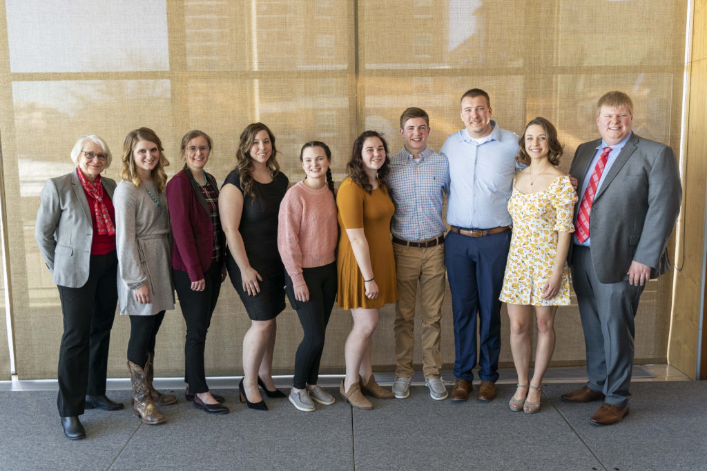 Acknowledging Excellence - Mid-West Farm Report