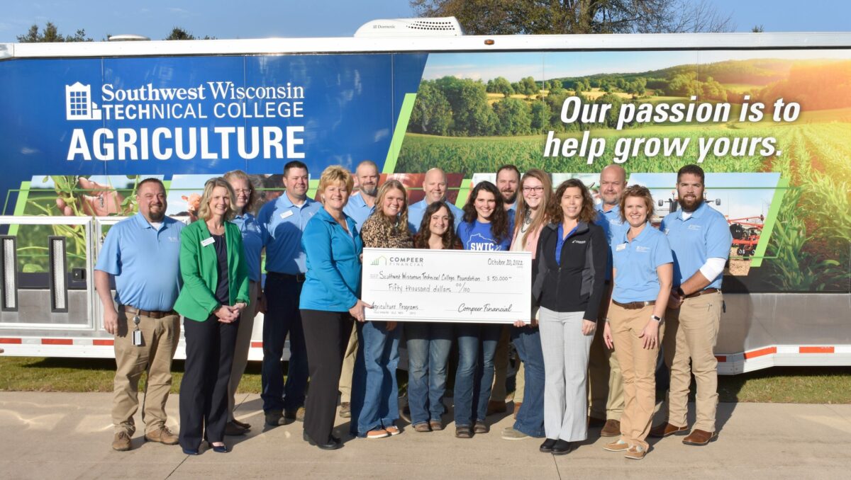 Southwest Tech Gets Educational Grant - Mid-West Farm Report