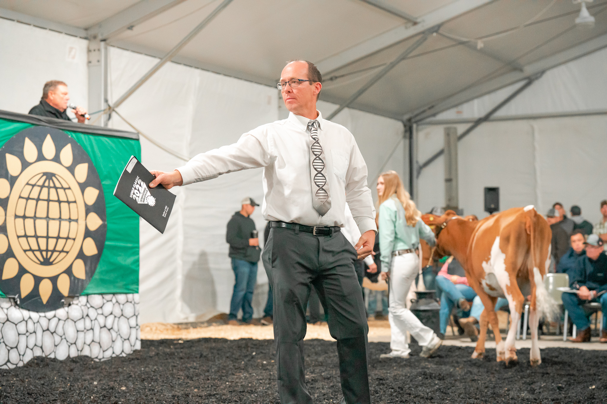 Dairy Expo Breed Sales Successful - Mid-West Farm Report