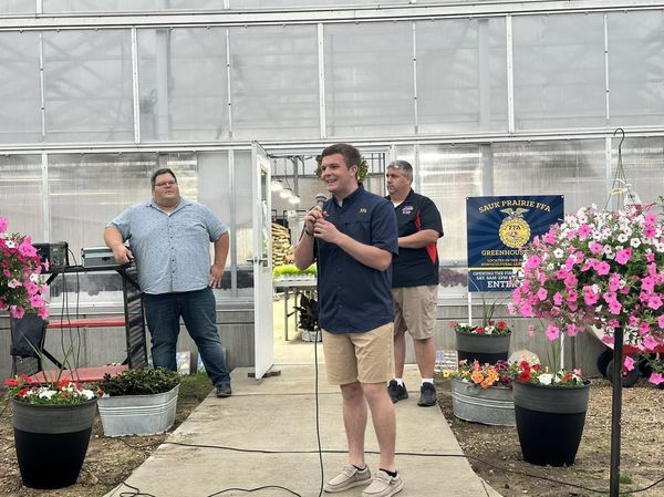 Jeff Hicken Horticultural Learning Center Now Open - Mid-West Farm Report