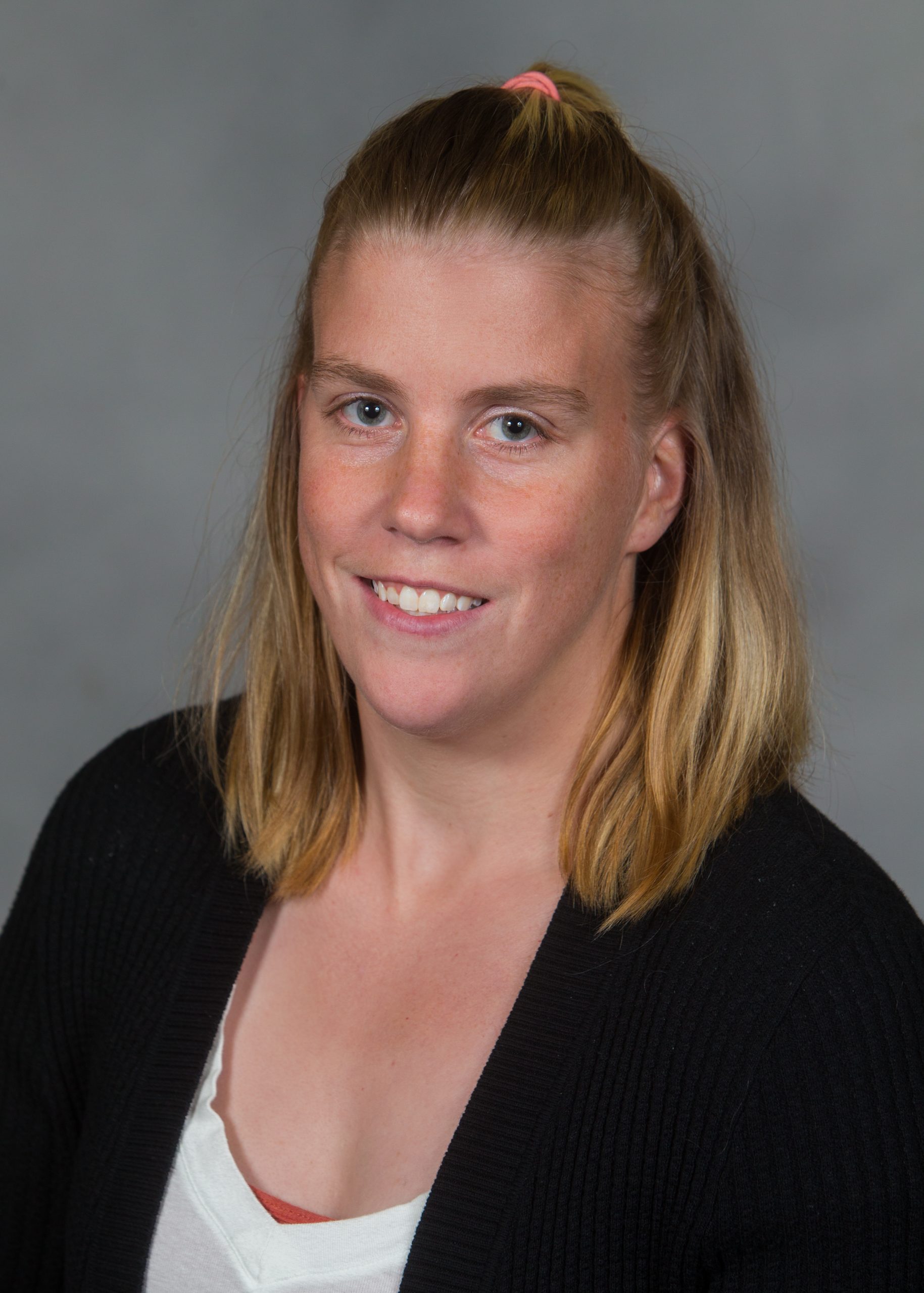 Five Receive Dairy Faculty Fellowships - Mid-West Farm Report