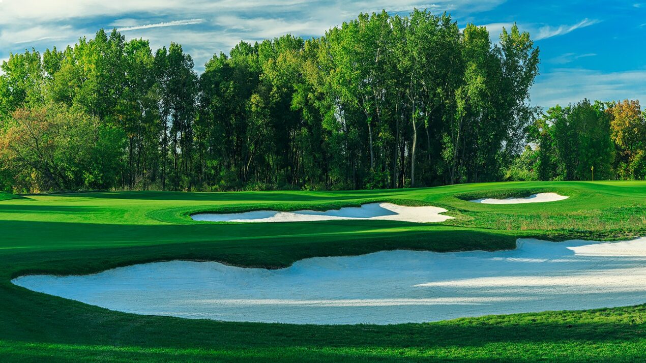 Golf Courses Managing Bizarre Weather, Too - Mid-West Farm Report