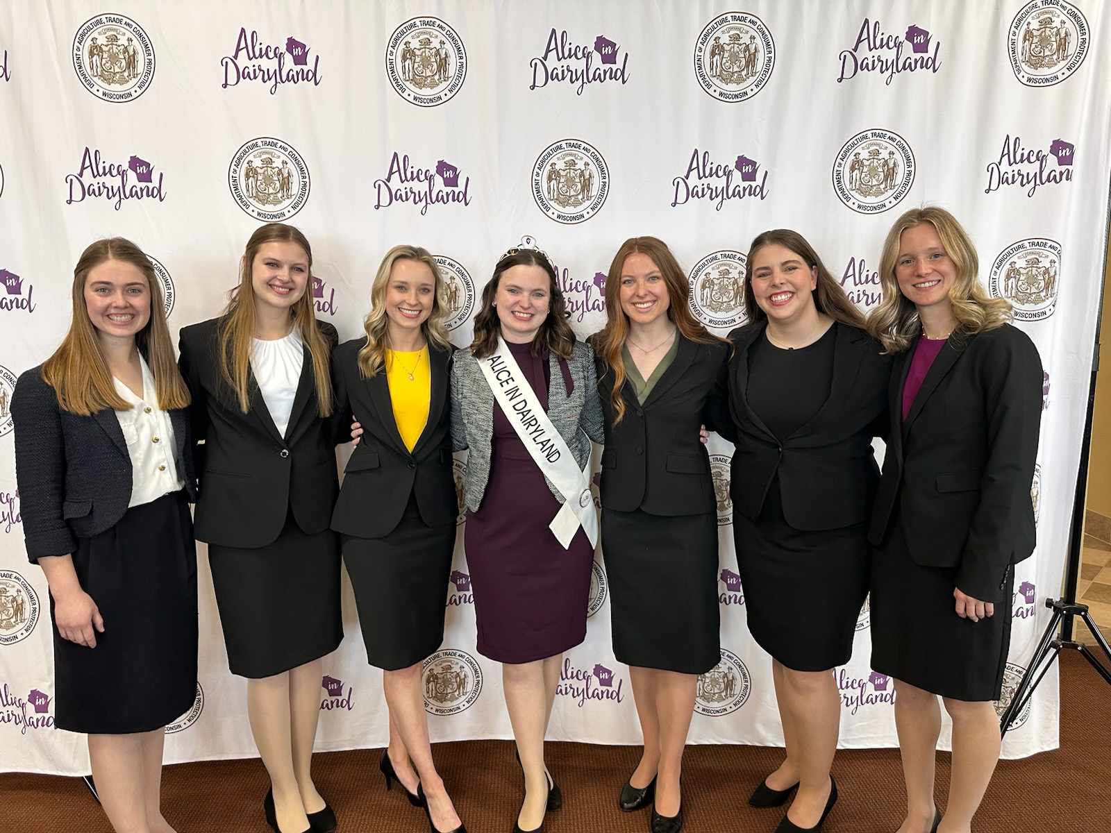 Meet Your 78th Alice In Dairyland Top Candidates - Mid-West Farm Report