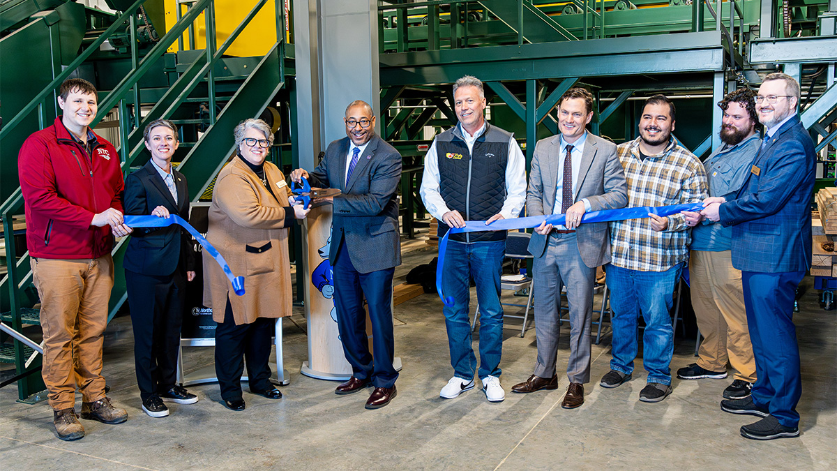 NTC Opens Cutting Edge Sawmill In Antigo - Mid-West Farm Report